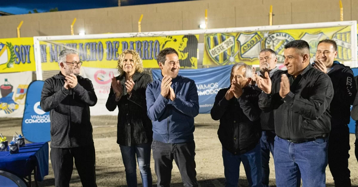 Luque inauguró importantes obras en el histórico club Oeste Juniors y ...